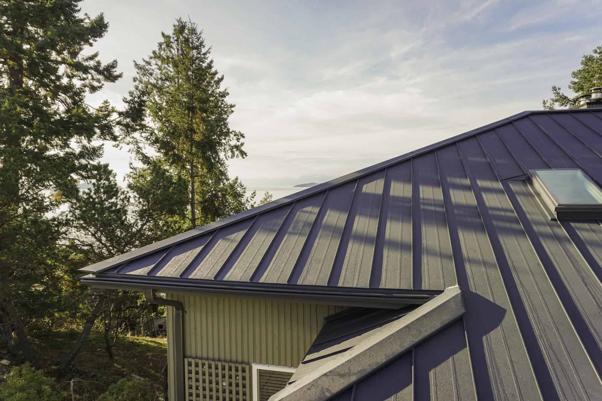 Halfmoon Bay, BC - Deep Charcoal Standing Seam Roof