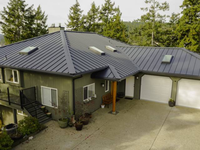 Halfmoon Bay, BC - Deep Charcoal Standing Seam — Interlock Metal Roofing
